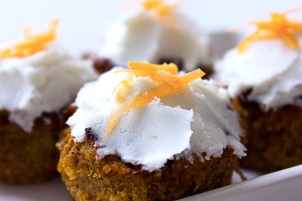 Morotsmuffins med kokosglasyr (AIP & Paleo) | Swedish Paleo